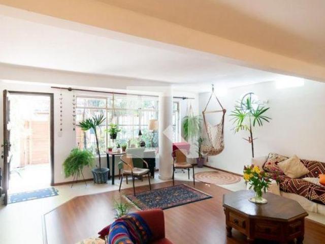 Casa à Venda Brooklin, 4 Quartos, 260 m² São Paulo