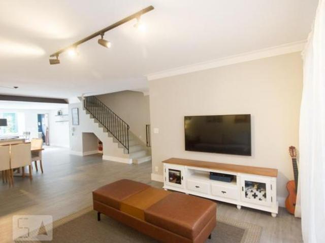 Casa à Venda Brooklin, 4 Quartos, 280 m² São Paulo