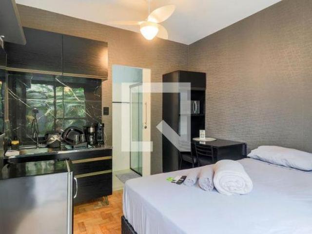 Casa à Venda Brooklin, 6 Quartos, 240 m2