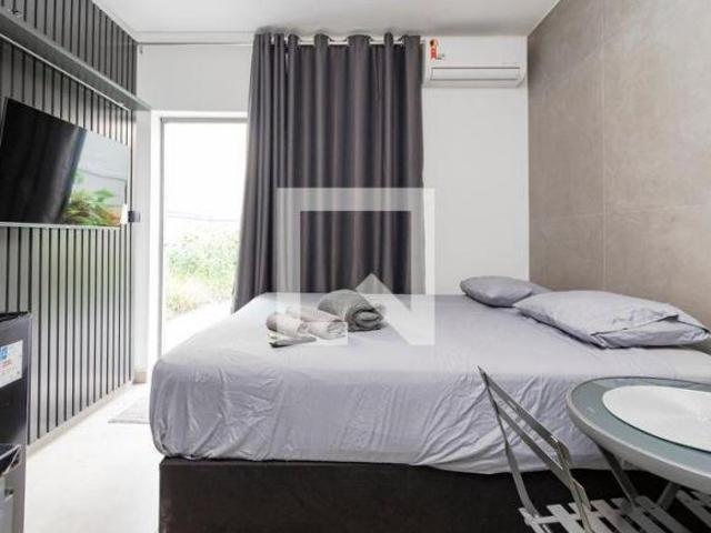 Casa à Venda Brooklin, 6 Quartos, 240 m² São Paulo