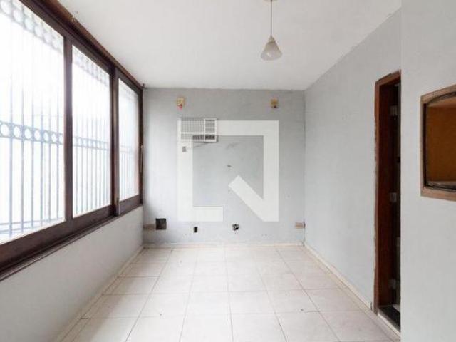 Casa à Venda Butantã, 12 Quartos, 420 m² São Paulo