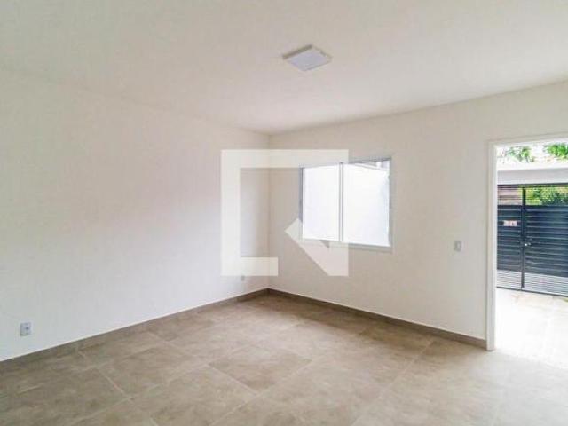 Casa à Venda Butantã, 2 Quartos, 77 m2