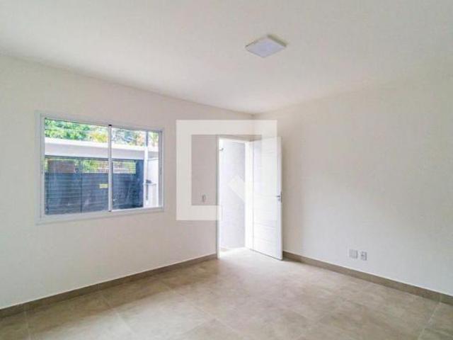 Casa à Venda Butantã, 2 Quartos, 76 m² São Paulo