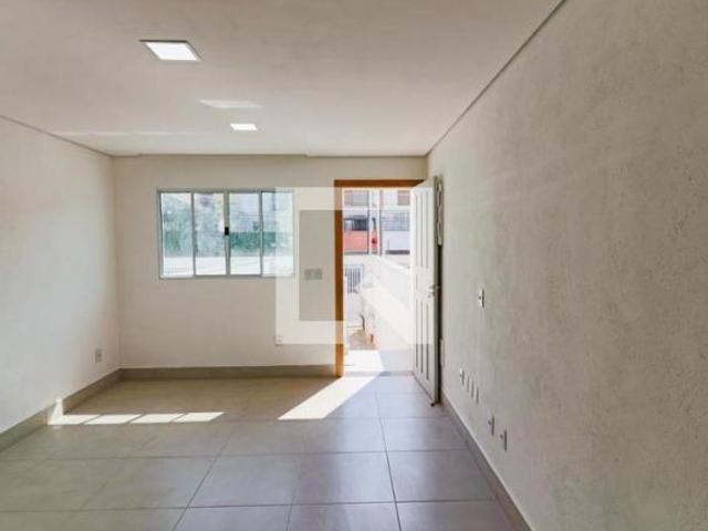 Casa à Venda Butantã, 2 Quartos, 135 m² São Paulo