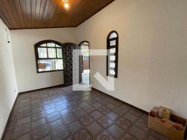 Casa à Venda Butantã, 2 Quartos, 135 m² São Paulo