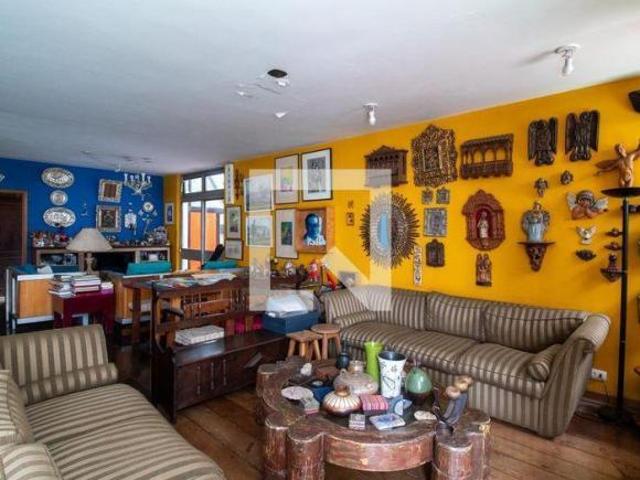 Casa à Venda Butantã, 3 Quartos, 595 m2