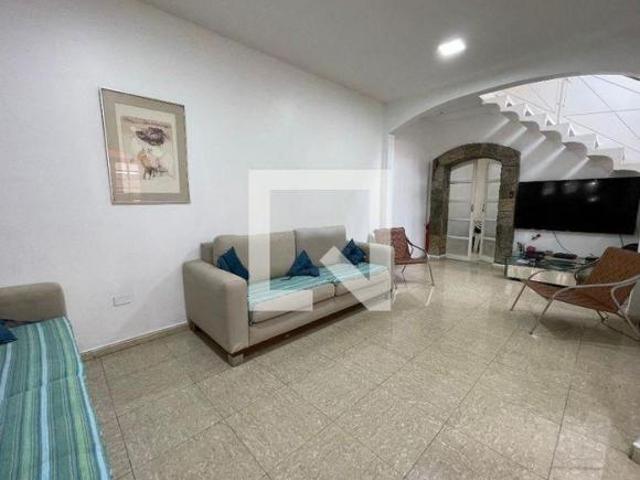 Casa à Venda Butantã, 3 Quartos, 180 m2