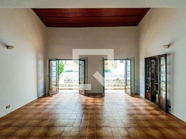 Casa à Venda Butantã, 3 Quartos, 180 m2