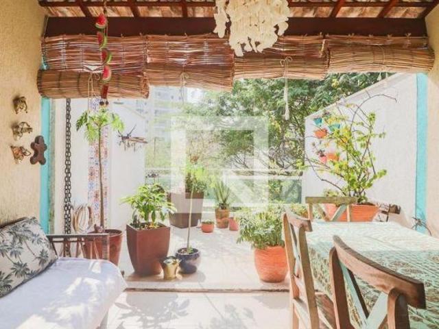 Casa à Venda Butantã, 3 Quartos, 200 m² São Paulo