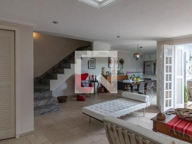 Casa à Venda Butantã, 3 Quartos, 220 m2