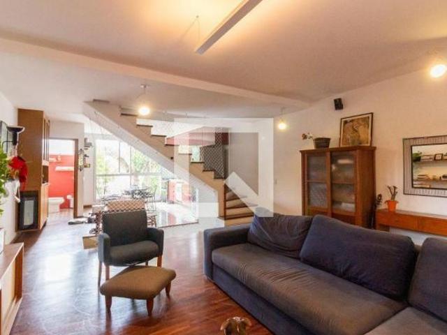 Casa à Venda Butantã, 3 Quartos, 250 m2