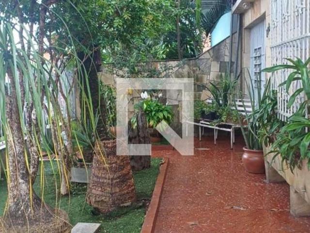 Casa à Venda Butantã, 3 Quartos, 250 m2