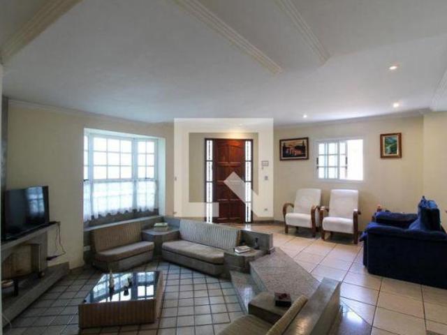 Casa à Venda Butantã, 3 Quartos, 300 m2
