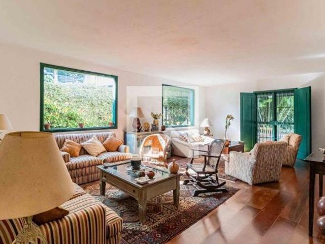 Casa à Venda Butantã, 3 Quartos, 365 m2