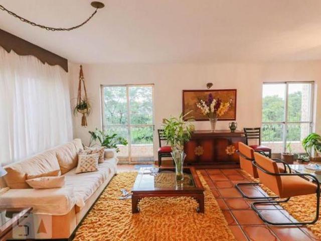 Casa à Venda Butantã, 3 Quartos, 380 m2