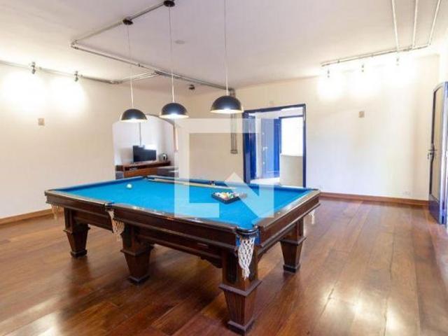 Casa à Venda Butantã, 4 Quartos, 600 m² São Paulo
