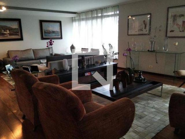 Casa à Venda Butantã, 4 Quartos, 630 m² São Paulo