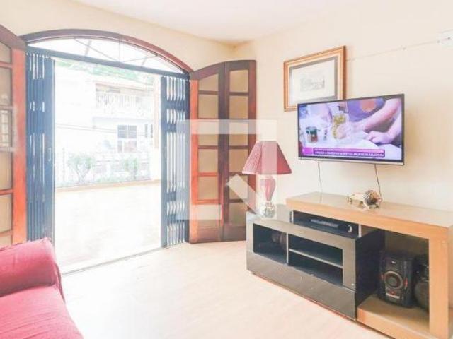 Casa à Venda Butantã, 4 Quartos, 193 m2