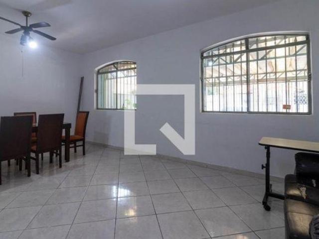 Casa à Venda Butantã, 4 Quartos, 196 m² São Paulo
