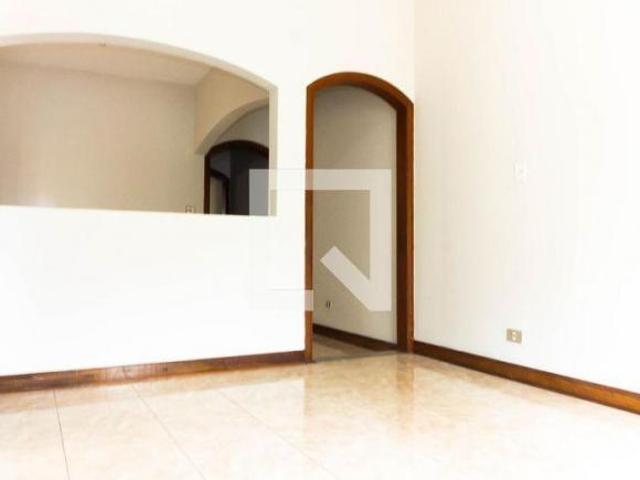 Casa à Venda Butantã, 4 Quartos, 200 m² São Paulo