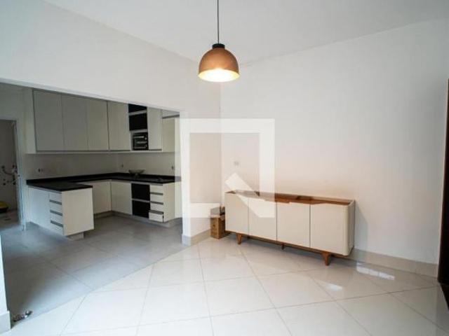 Casa à Venda Butantã, 4 Quartos, 250 m2