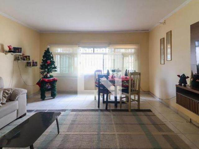 Casa à Venda Butantã, 4 Quartos, 250 m2
