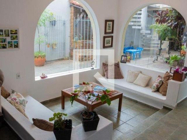 Casa à Venda Butantã, 4 Quartos, 299 m2