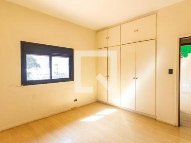Casa à Venda Butantã, 4 Quartos, 393 m² São Paulo