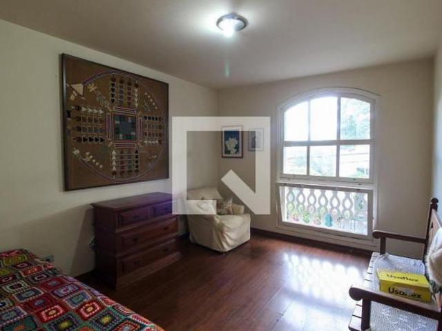 Casa à Venda Butantã, 5 Quartos, 640 m2