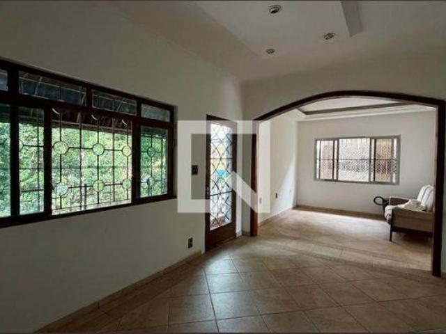 Casa à Venda Butantã, 5 Quartos, 130 m² São Paulo
