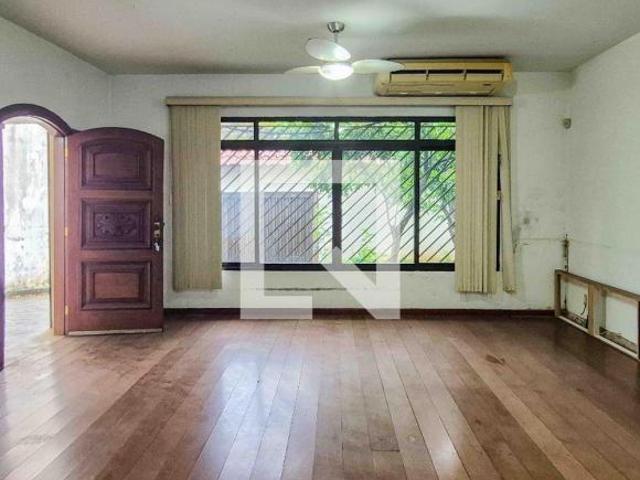 Casa à Venda Butantã, 5 Quartos, 197 m2