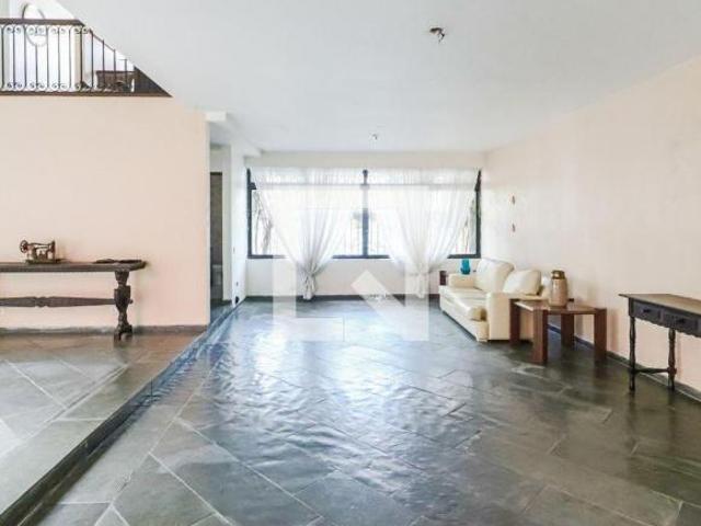 Casa à Venda Butantã, 5 Quartos, 230 m2