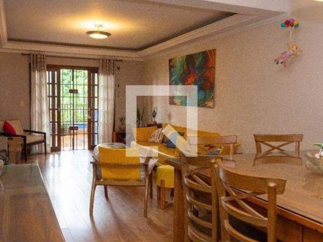 Casa à Venda Butantã, 5 Quartos, 250 m2