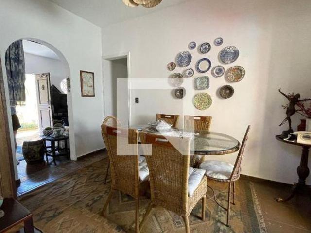 Casa à Venda Butantã, 5 Quartos, 250 m2