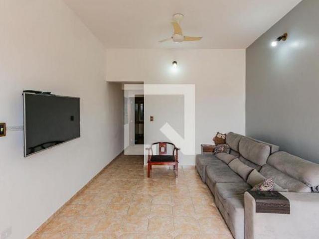Casa à Venda Butantã, 5 Quartos, 250 m2