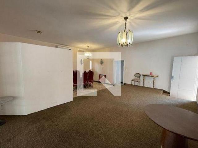 Casa à Venda Butantã, 6 Quartos, 400 m2