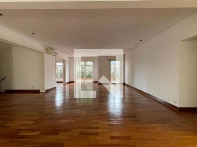 Casa à Venda Butantã, 6 Quartos, 872 m2
