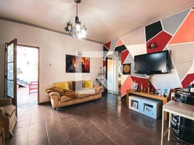 Casa à Venda Butantã, 6 Quartos, 200 m2