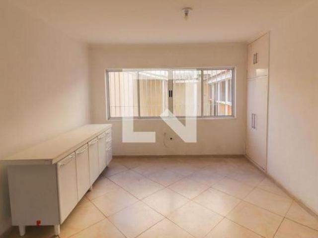 Casa à Venda Butantã, 8 Quartos, 375 m2