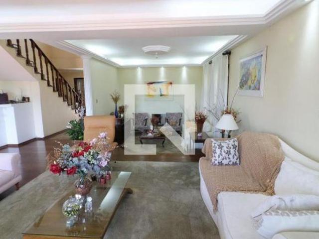 Casa à Venda Bussocaba, 3 Quartos, 424 m2
