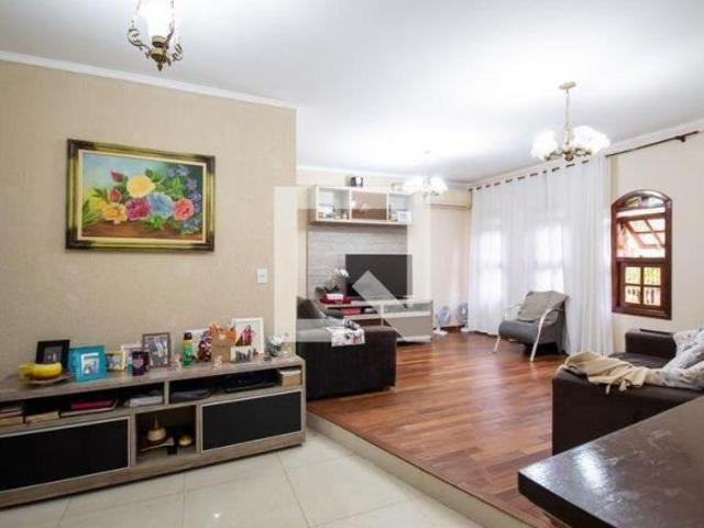 Casa à Venda Bussocaba, 3 Quartos, 270 m2