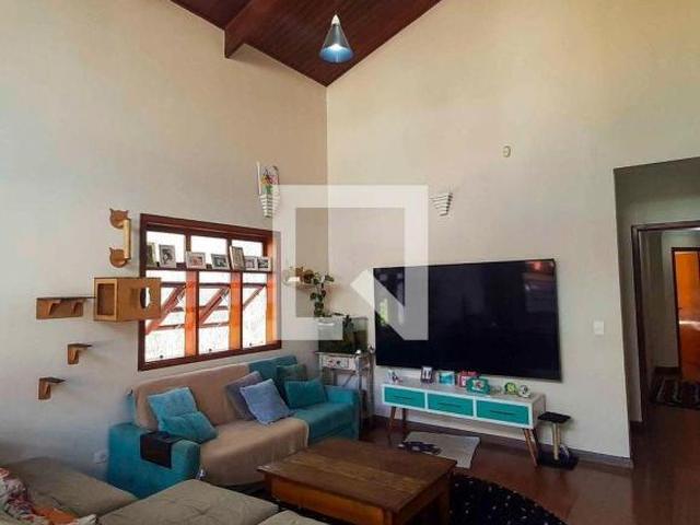 Casa à Venda Bussocaba, 3 Quartos, 350 m2