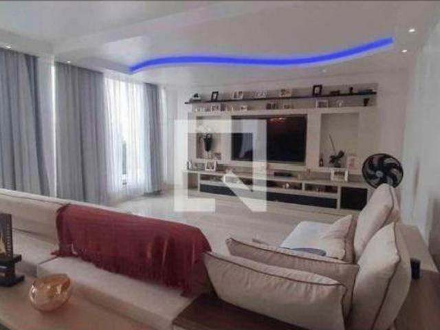 Casa à Venda Bussocaba, 4 Quartos, 460 m2