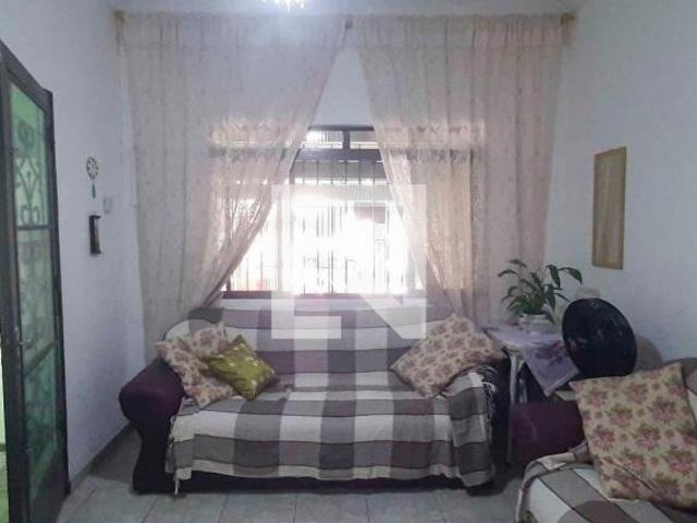 Casa à Venda Bussocaba, 4 Quartos, 139 m2