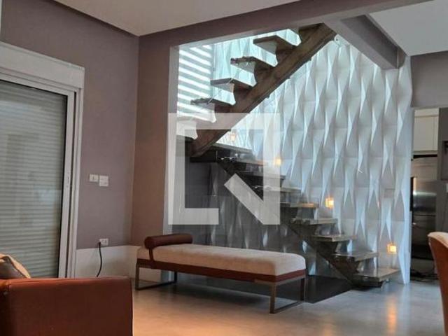 Casa à Venda Bussocaba, 4 Quartos, 300 m2