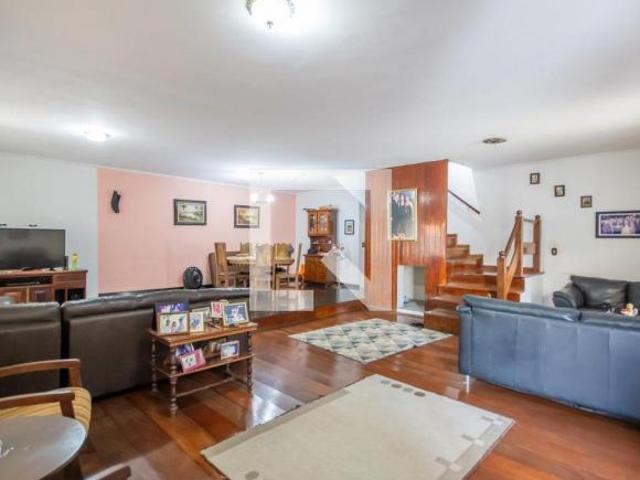 Casa à Venda Bussocaba, 4 Quartos, 336 m2