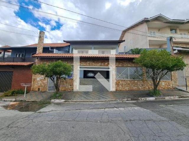 Casa à Venda Bussocaba, 5 Quartos, 248 m2
