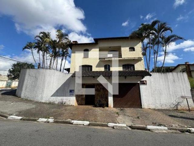 Casa à Venda Bussocaba, 6 Quartos, 200 m² Osasco