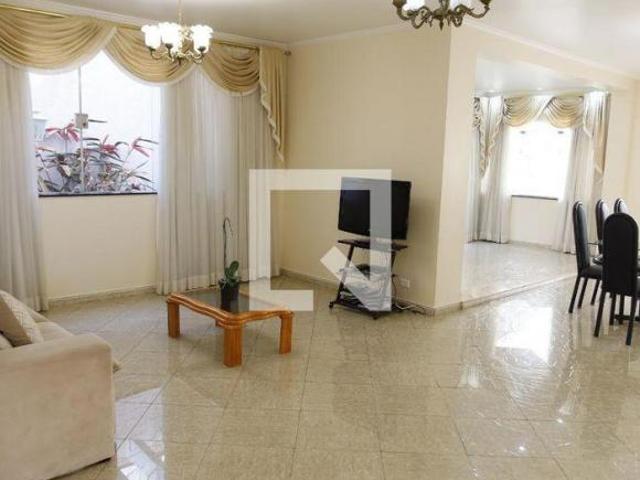 Casa à Venda Bussocaba, 6 Quartos, 270 m2