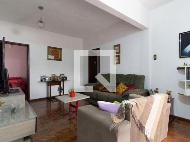 Casa à Venda Goiânia, 4 Quartos, 360 m² Belo Horizonte